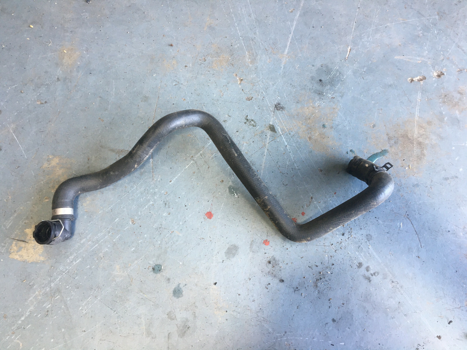 A2468303096 Mercedes W176 W246 A B Class pipe hose tube engine water ...