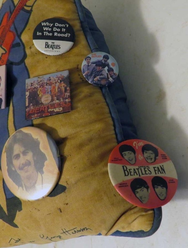 Rare Vintage Beatles Pillow with Standing Figures & 16 Original Buttons ...