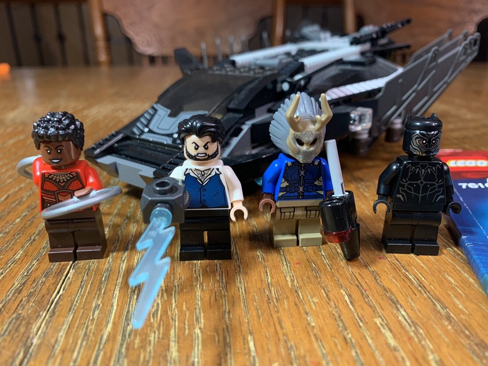 Lego Marvel Super Heroes Royal Talon Fighter Attack (76100 ...