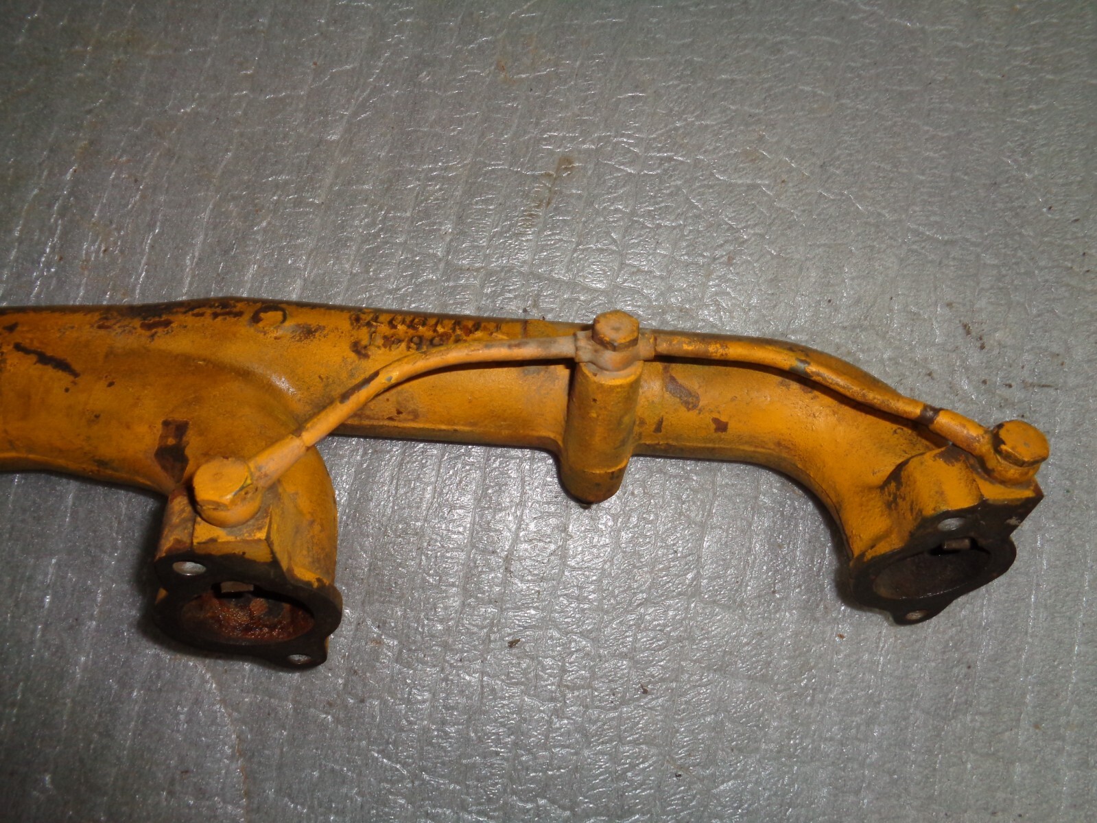 JOHN DEERE 2010 CRAWLER / DOZER / TRACTOR. DIESEL ENGINE AIR INTAKE ...