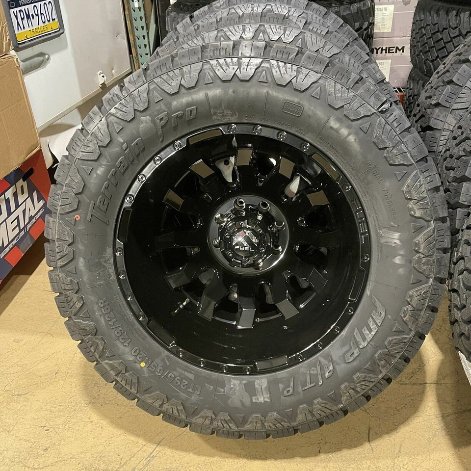 20" Fuel Blitz D675 Dually Wheels 2956520 35 AT Tires 8x200 Ford Super ...
