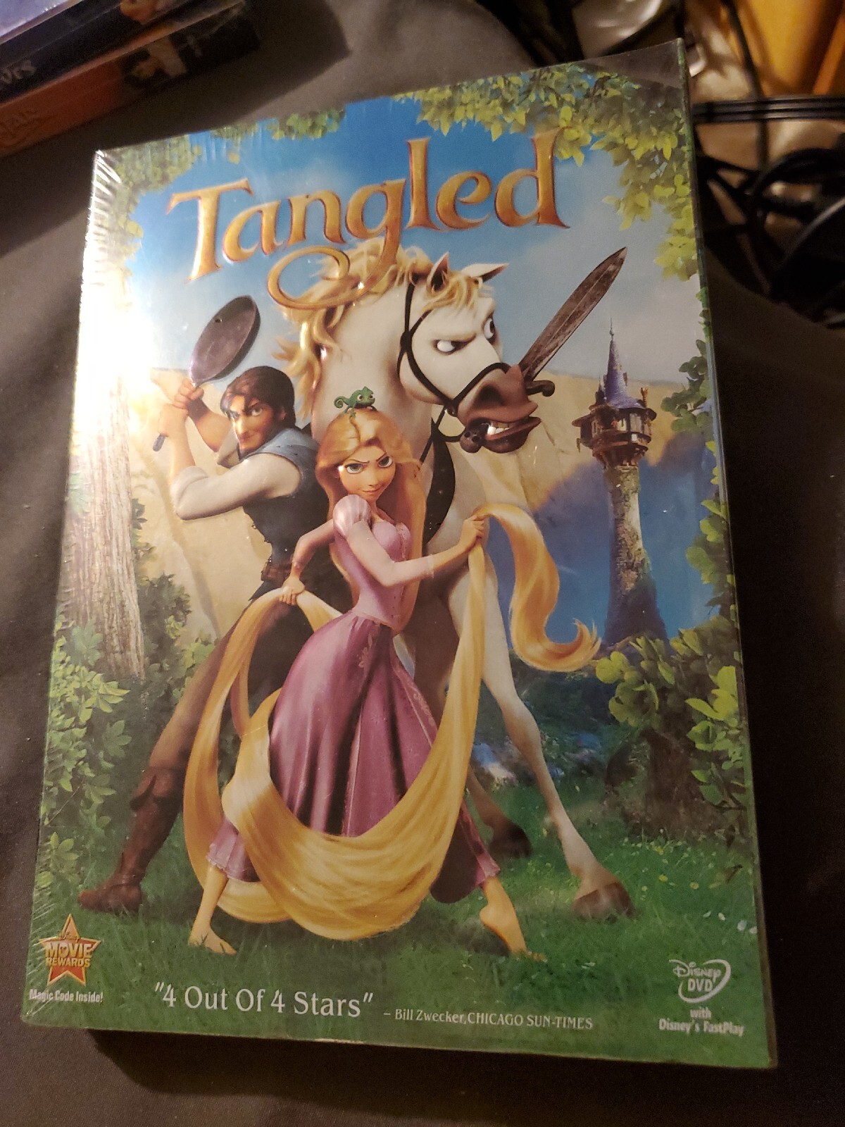 Tangled (DVD, 2010) Mandy Moore , Zachary Levi , Donna Murphy and Ron ...