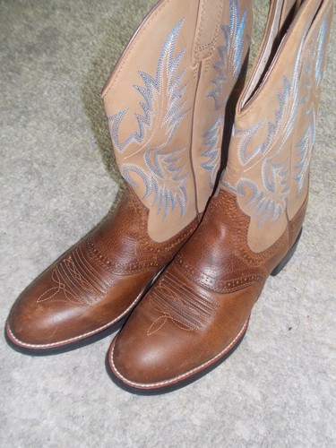 ARIAT Leather Round Toe Roper Style Boots Size - 10D | eBay