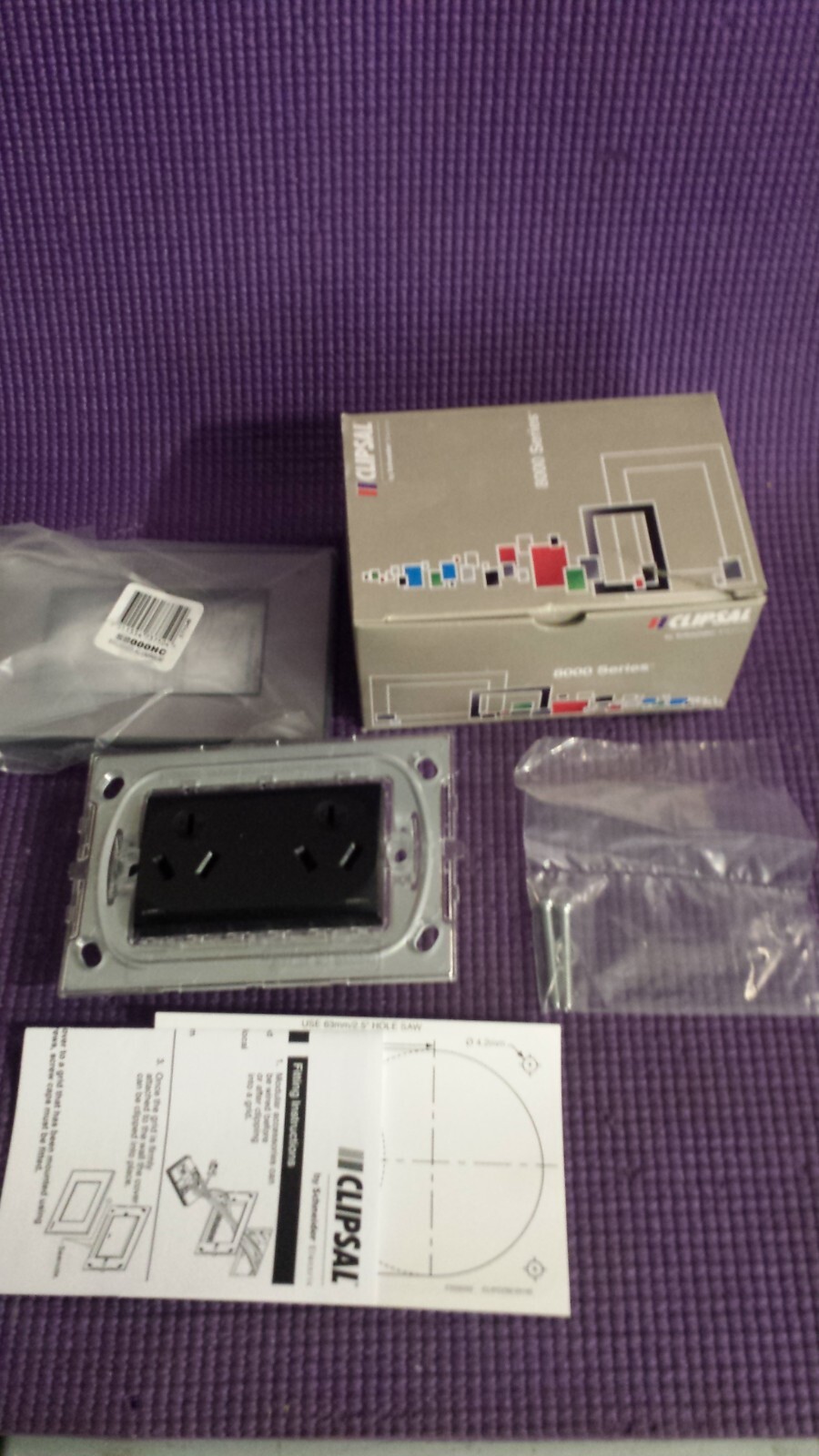 Clipsal Strato S8025L Double GPO 10A 250Vac Auto Switched Power Point ...