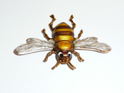 Large Bee Metal Shank Button 2-1/8"x1-1/2" Cute Metal Bee Button ...