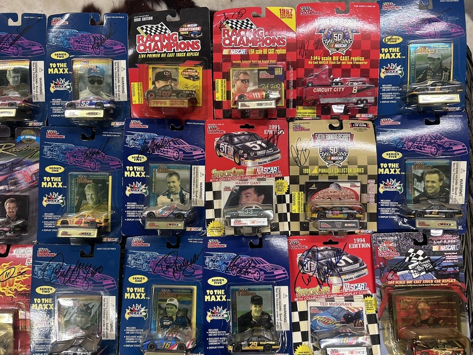 Huge lot of 21 AUTOGRAPHED nascar 1:64 diecast cars racing champions ...