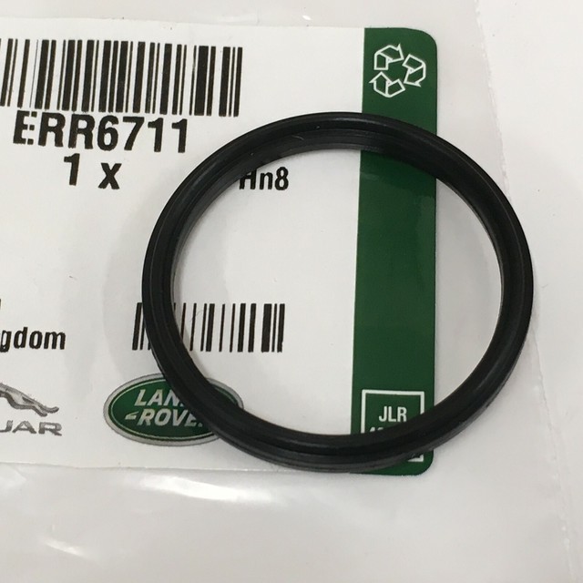Genuine Land Rover Td5 Water Coolant Pump Bracket O Ring Seal - ERR6711 ...