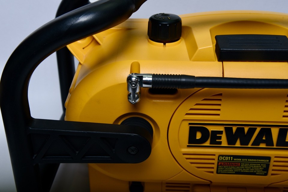 Dewalt DC011 Yellow AM FM Heavy Duty Worksite Radio Works!! | eBay