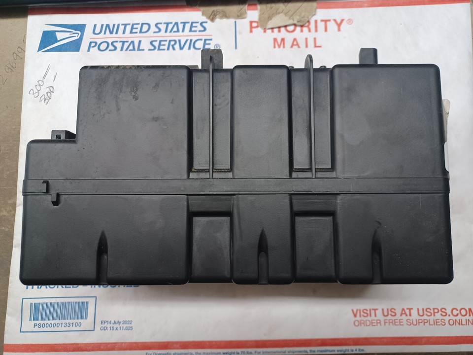2000-2006 MERCEDES S430 S500 CENTRAL DOOR LOCKING VACUUM PUMP ...