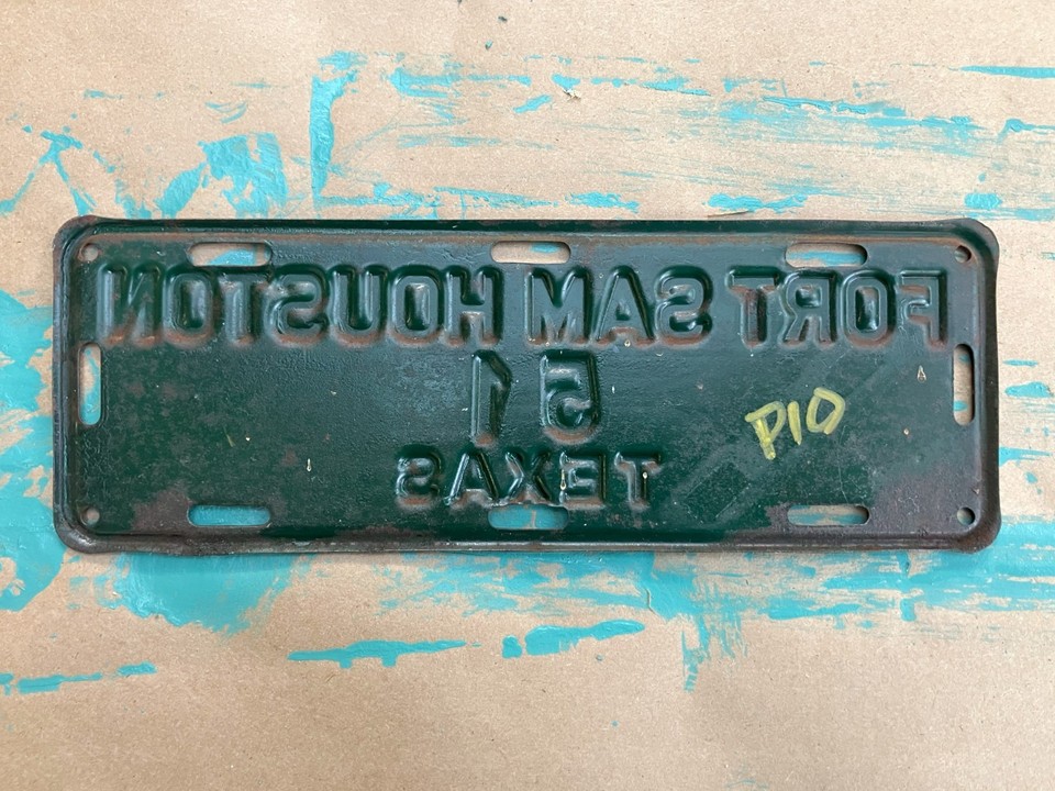 Vintage “51” Fort Sam Houston Texas Military Base License Plate Topper ...