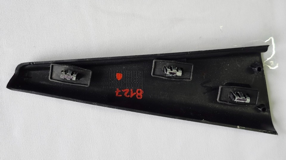 2017-2021 JEEP COMPASS REAR LEFT SIDE DOOR WINDOW CORNER TRIM COVER ...