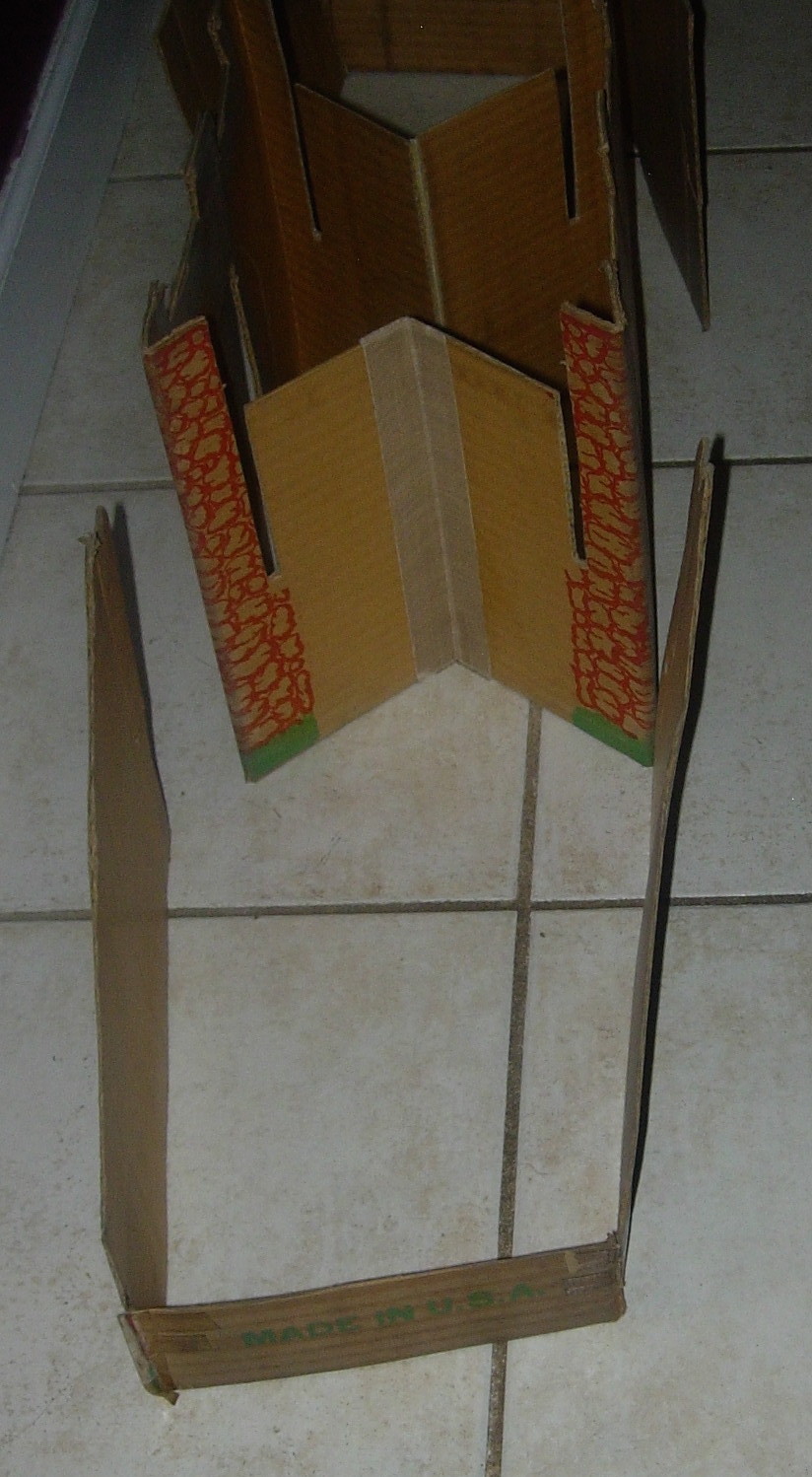 MARX MAR TOYS CASTLE AND BRIDGE SET CARDBOARD C. 1940 WITH BOX PANELS ...