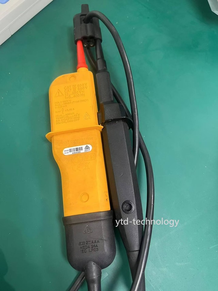 Fluke T130 Two-pole Voltage &Continuity Electrical Probe Tester or ...
