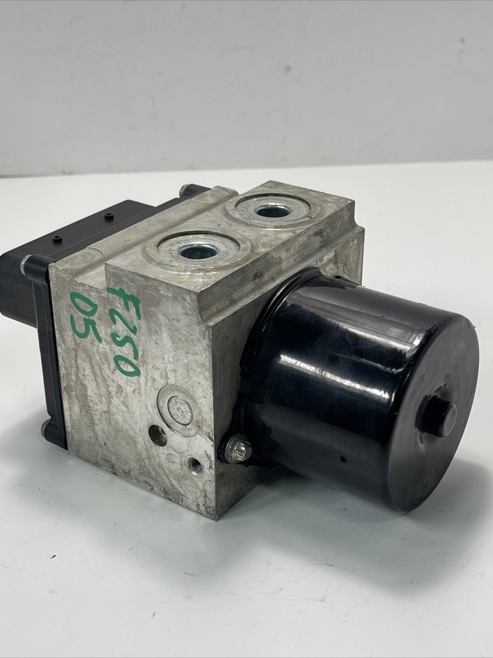 2005 - 2007 Ford F250 F350 ABS Antilock brake pump module OEM 5C34 ...