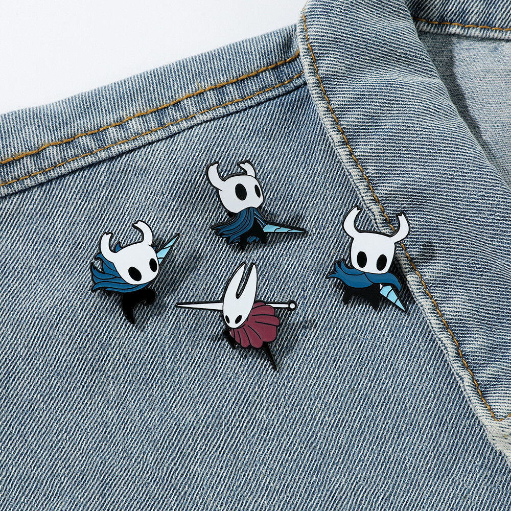 4PCS Hollow Knight Hornet Zote Chest Brooch Badge Metal Pin figure ...