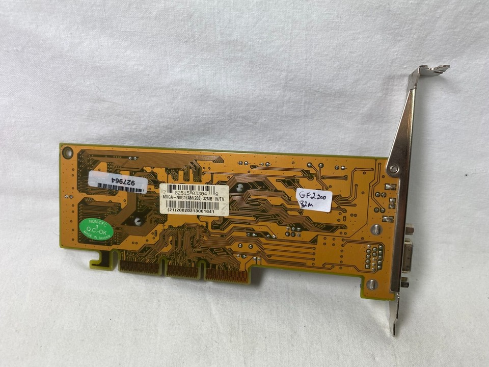 Gold NVIDIA GEFORCE2 MX200 AGP 32MB DDR S-VIDEO GRAPHICS CARD | eBay