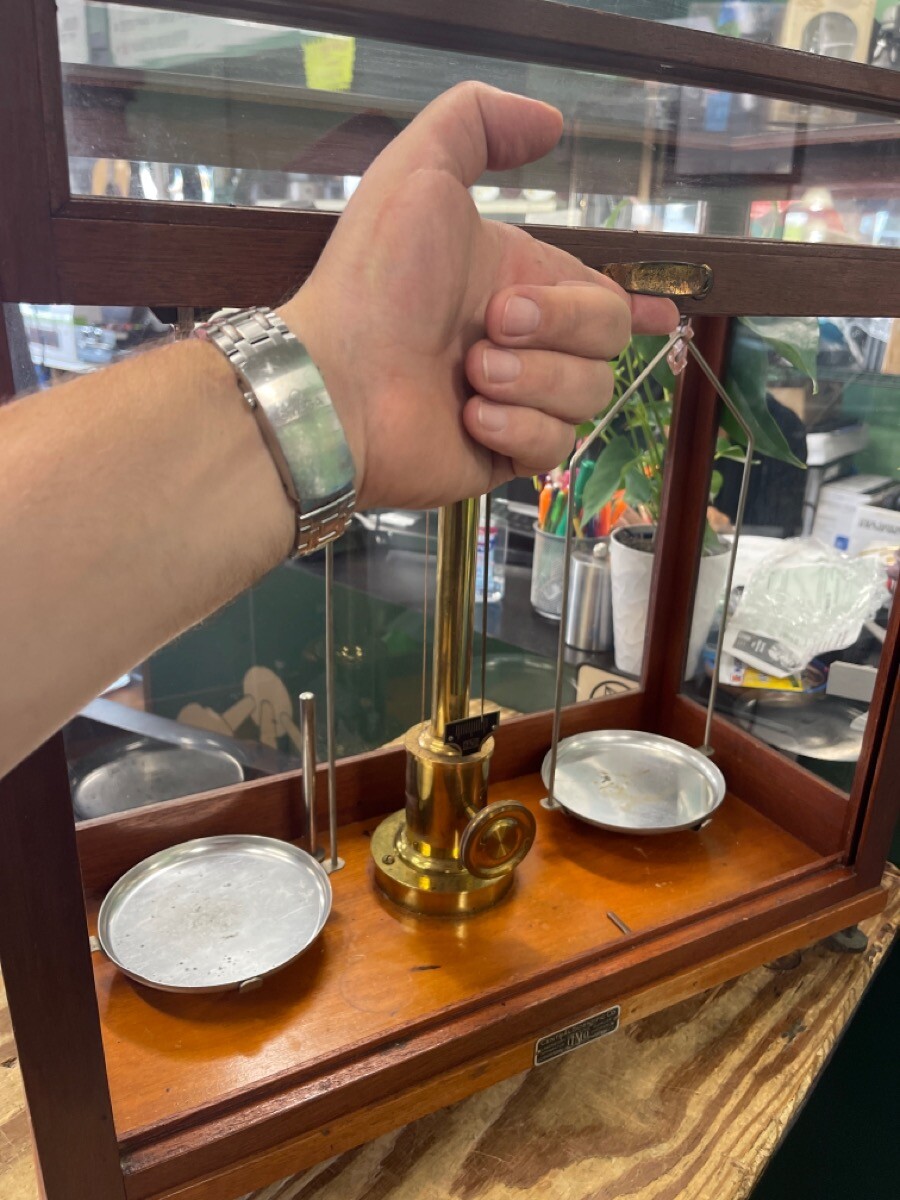 Antique CENCO Chicago Balance Gold Apothecary Scale Glass Wood Case ...