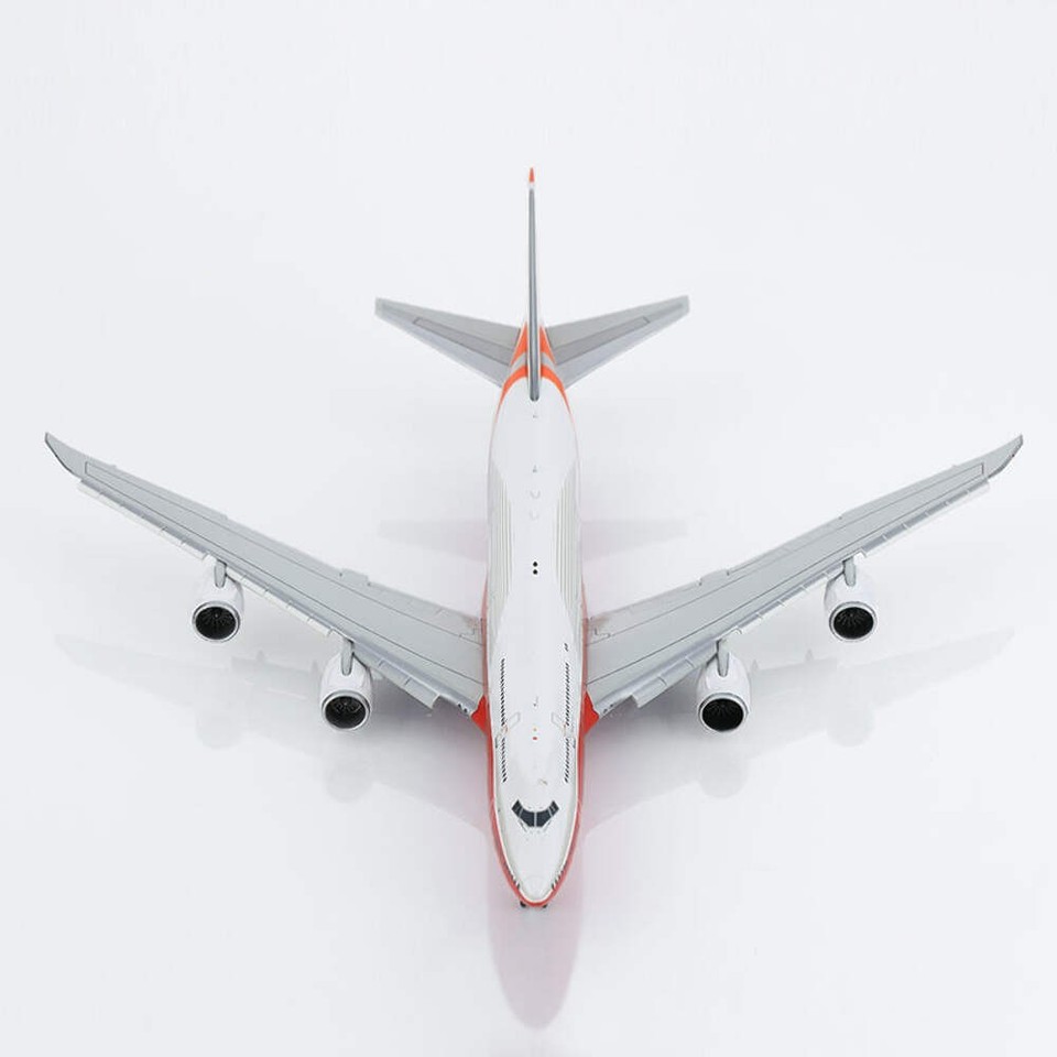 HX Models 1/400 Boeing Company B747-8 Red "House livery" Standard ...