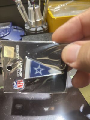 Dallas Cowboys Team Logo Pennant Pin NFL | eBay