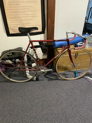 Vintage Bicycles - Vintage Fuji - Nelo's Cycles