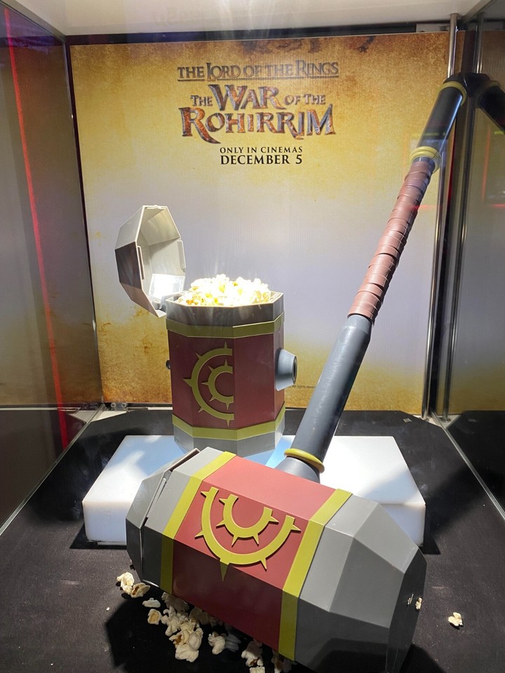 The Lord Of The Ring War Of The Rohirrim Helms Hammer Popcorn Bucket ...