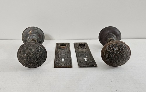 2 Pair Vintage Ornate Victorian Brass Door Knobs Back Plate Antique Copper? | eBay