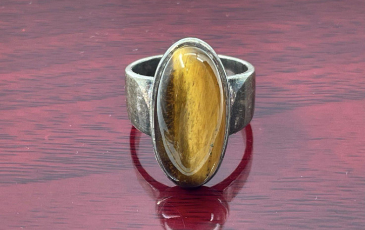 FAS Oval Tiger’s Eye Scroll Design Sterling Silver Ri… - Gem