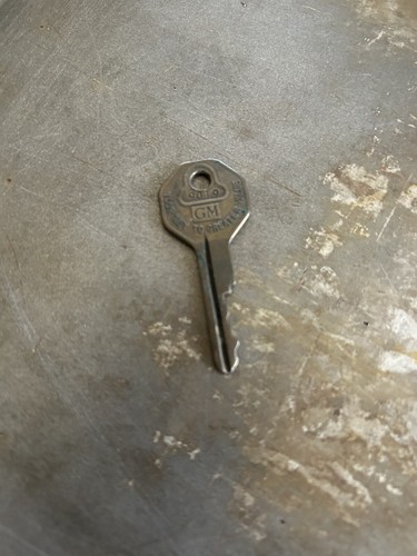 Vintage GM Knock Out Key ~ Briggs & Stratton Corporation - Milwaukee ...
