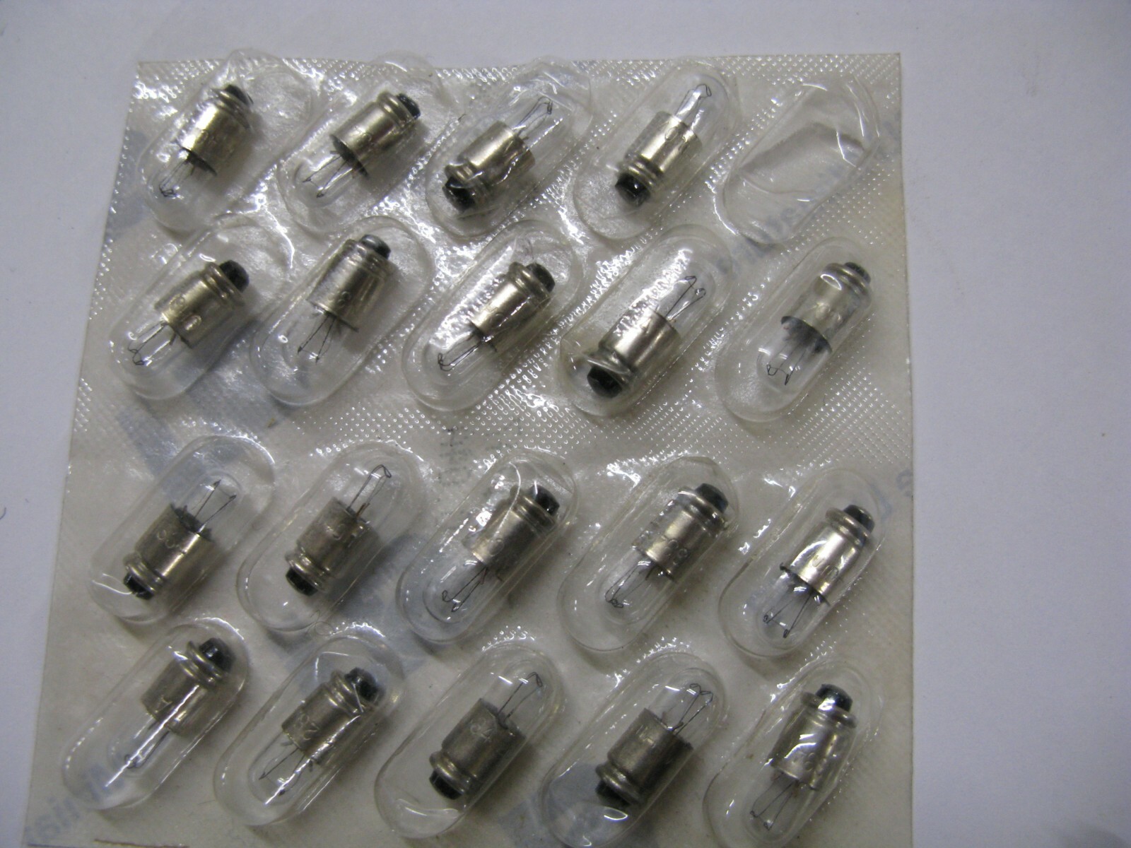 2 x 334 28V 0.04mA T1 3/4 MIDGET GROOVE C-2F Filament Miniature Light ...