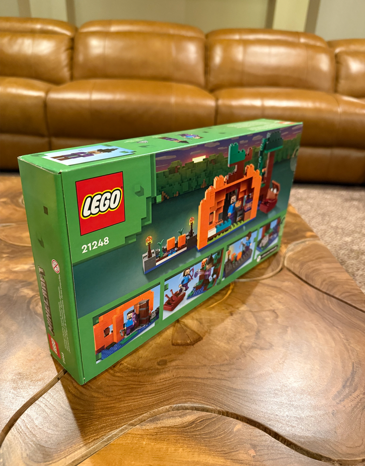 LEGO Minecraft Pumpkin Farm 21248 WITH RARE WITCH FIGURE Brand New ...