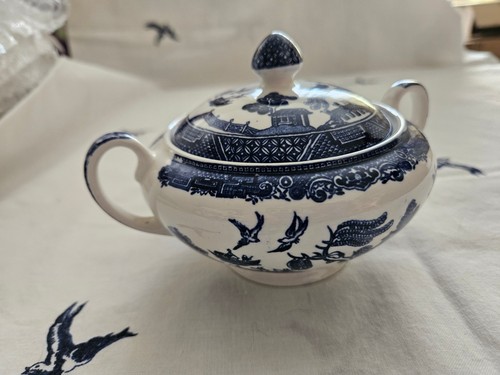 JOHNSON BROTHERS BLUE WILLOW VINTAGE SUGAR BOWL PAGODA PATTERN *NEW* | eBay