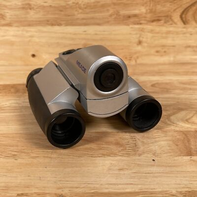 Meade Captureview 8x22 Integrated Roof Prism 3.0MP Digital Camera ...