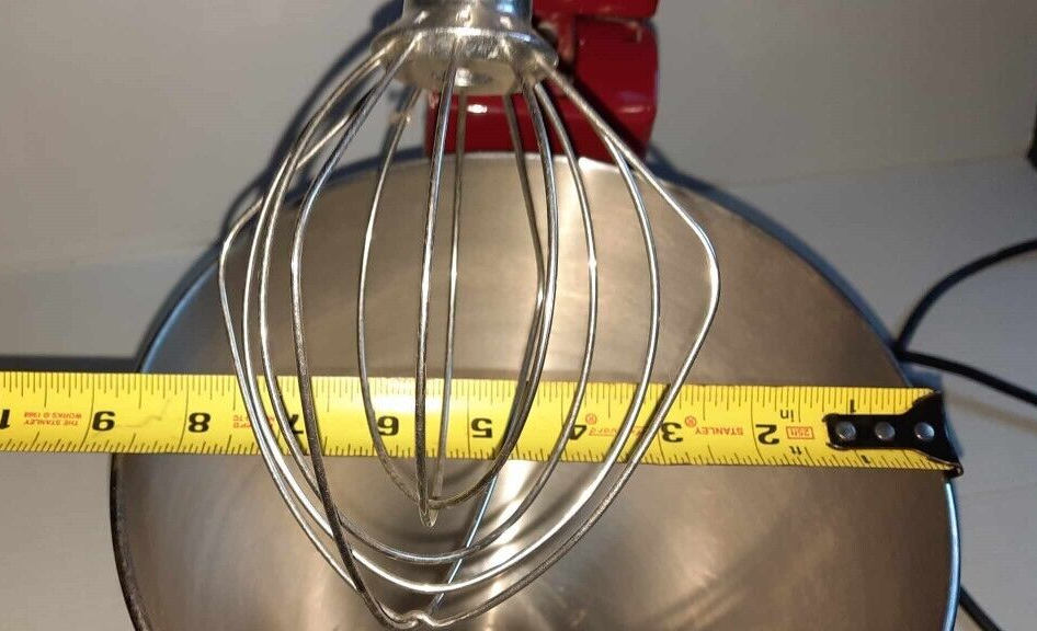KitchenAid Artisan Tilt-Head 5-Quart Stand Mixer Empire Red KSM150PSER ...
