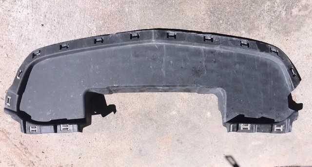 22995190 Gm1223106c Grille Trim Chevy Chevrolet Malibu Limited 2016 for ...