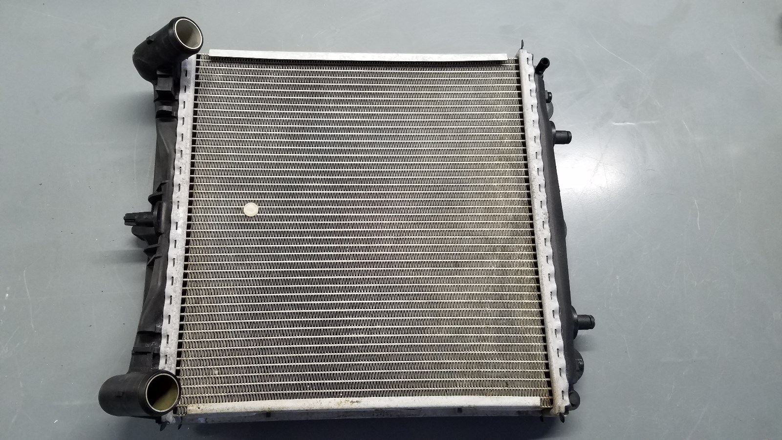 1999-2001 Porsche 911 996 Carrera Right side Radiator 50K Miles ...