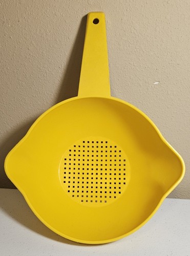 Vintage TUPPERWARE 1 Quart Small Size 1200 Yellow Strainer Colander USA ...