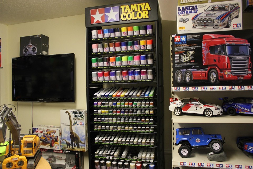 TAMIYA 35239 German 18 Ton Half-track Famo 1:35 Military Model Kit ...