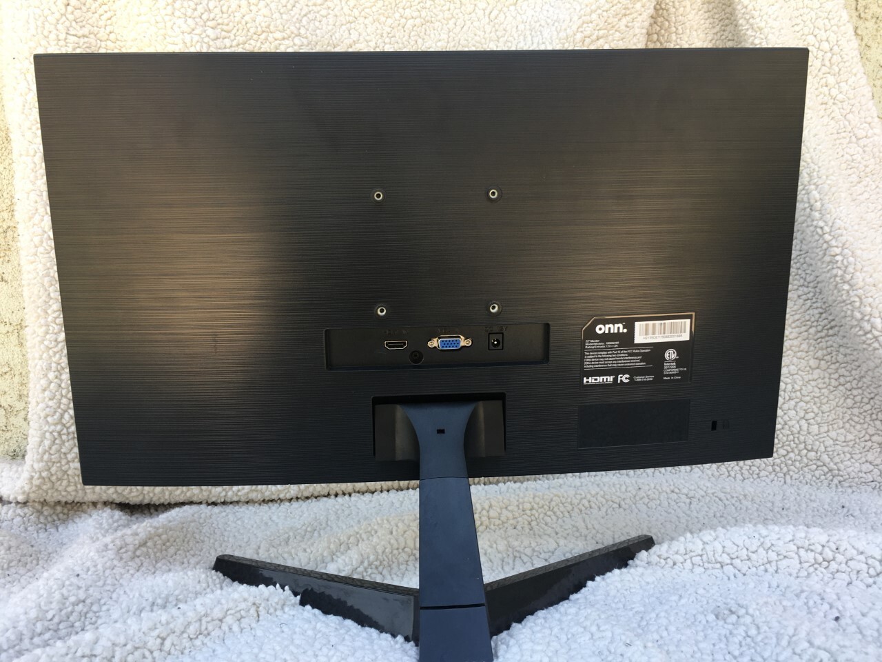 ONN 22" Widescreen Full HD LED Monitor - Black (100002480) 681131284141 ...