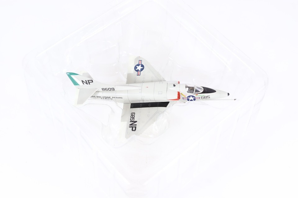 Hobby Master HA1427 1:72 Scale Douglas A-4C Skyhawk "MIG-17 Killer ...