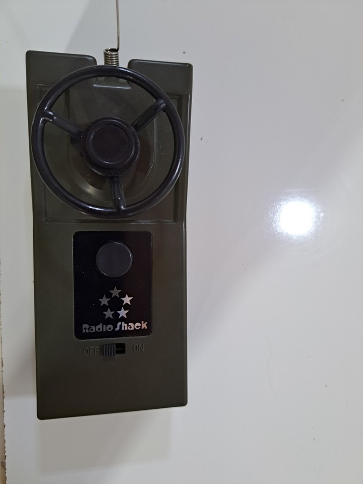 Vintage Radio Shack 60-3009 Radio Controlled (R/C) Military/Army Tank ...