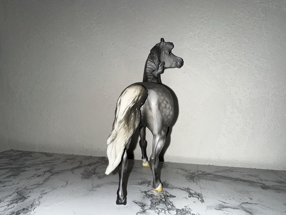 Breyer Horse Traditional Model Hwin Dapple Gray Mare Model Horse #1282 ...
