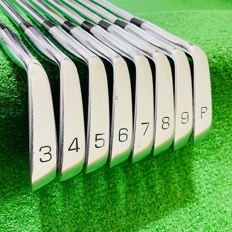 Mizuno Pro MP-29 Iron Set 8 Clubs Dynamic Gold S200 Flex Right Handed ...