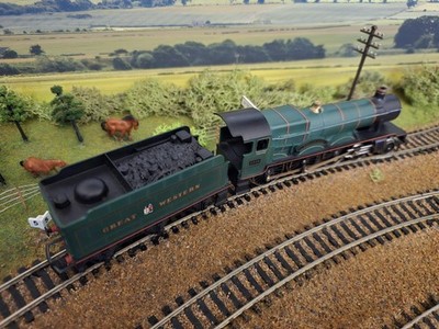 Hornby R761 Kneller Hall - Good Condition, Runs Great, Fully Serviced ...