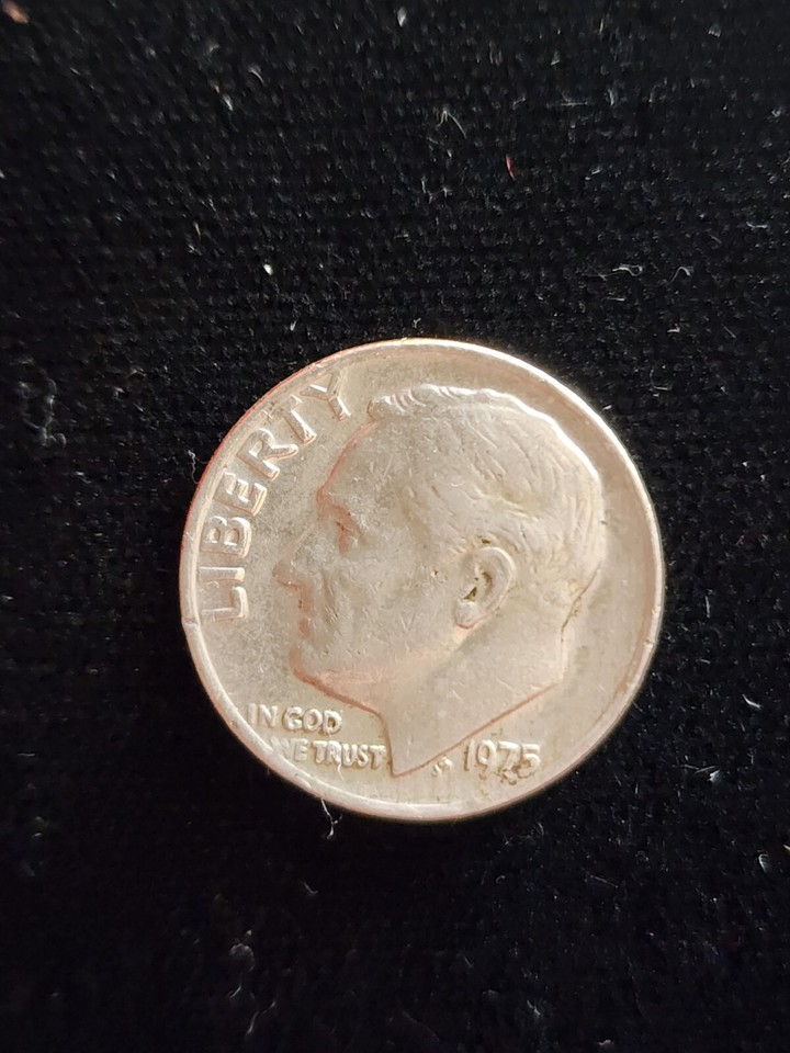 Rare 1975 Roosevelt Dime No Mint Mark Error "W" on Rim! | eBay