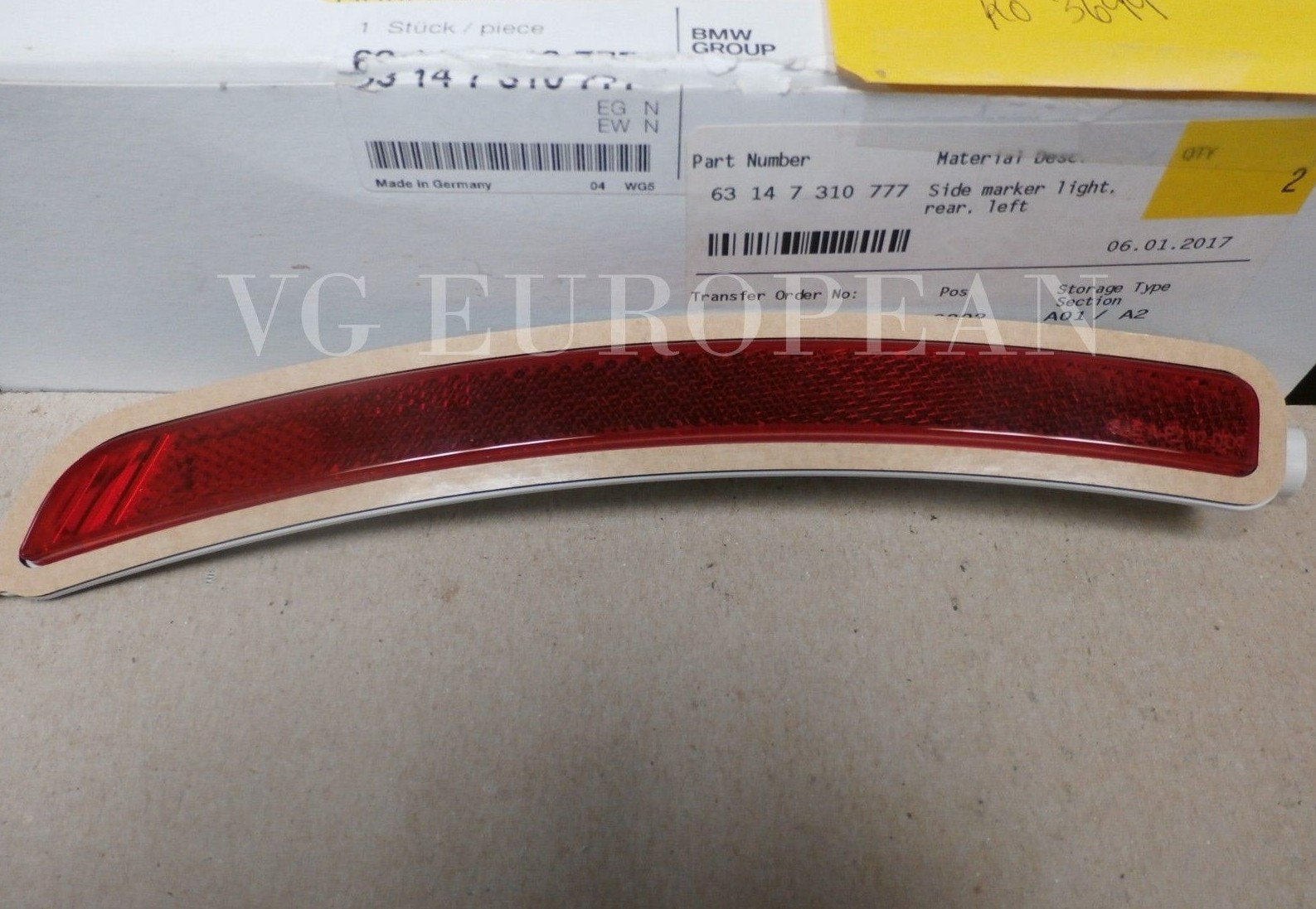 BMW i8 Genuine Rear Left Sidemarker Light | OE