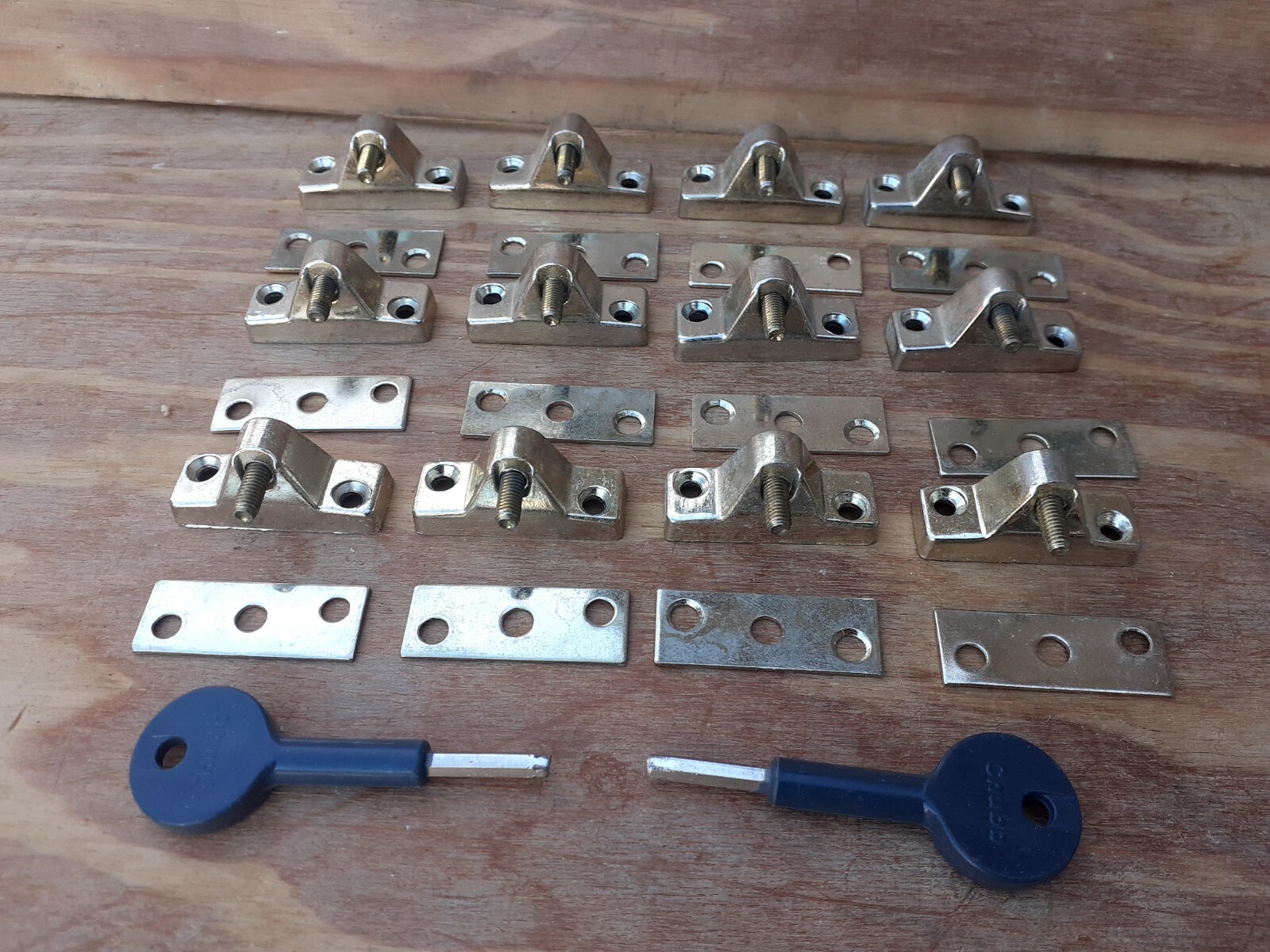 Sash Wooden Windows Lock Latch Bolt Security Safety Metal Sold Singular ...