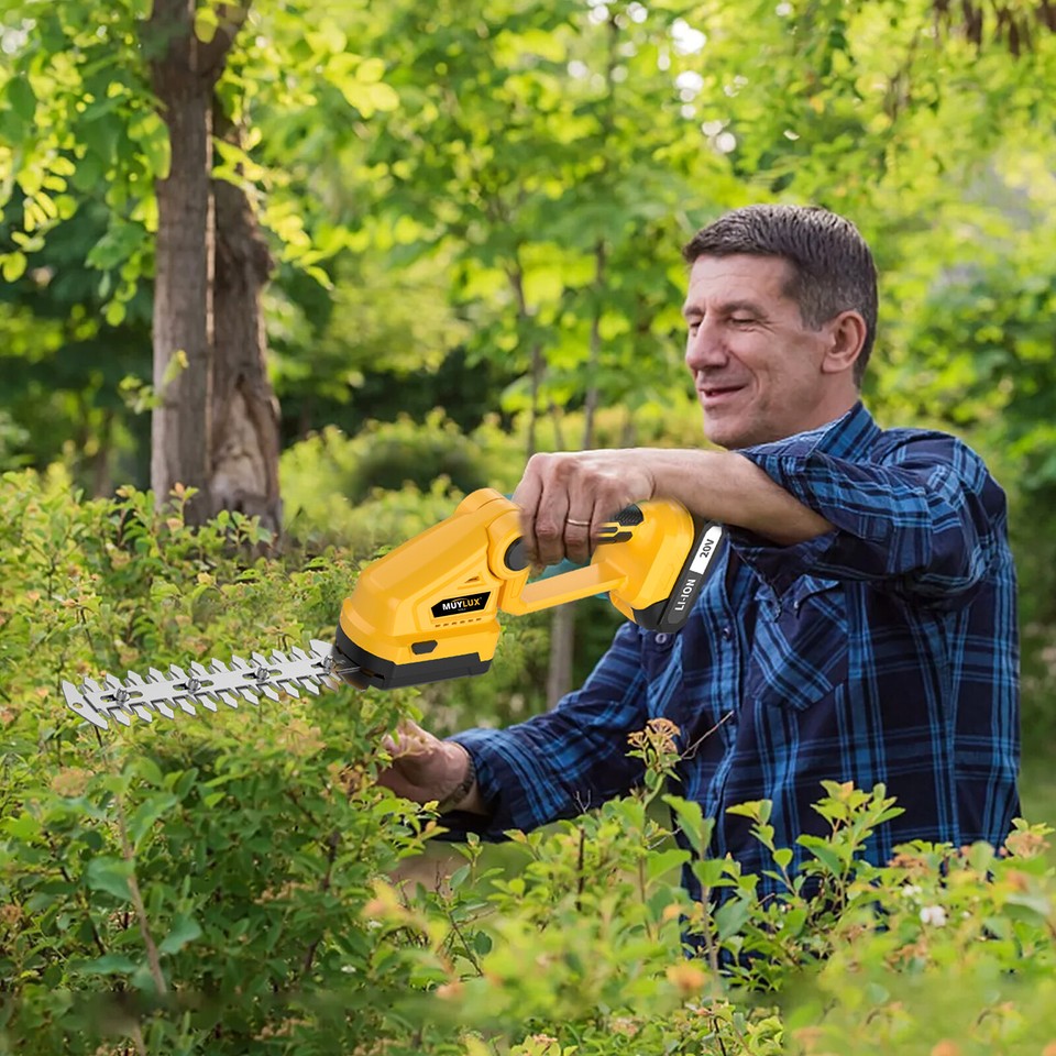 Pole Hedge Trimmer Cordless, 18-inch Electric Hedge Trimmer with ...