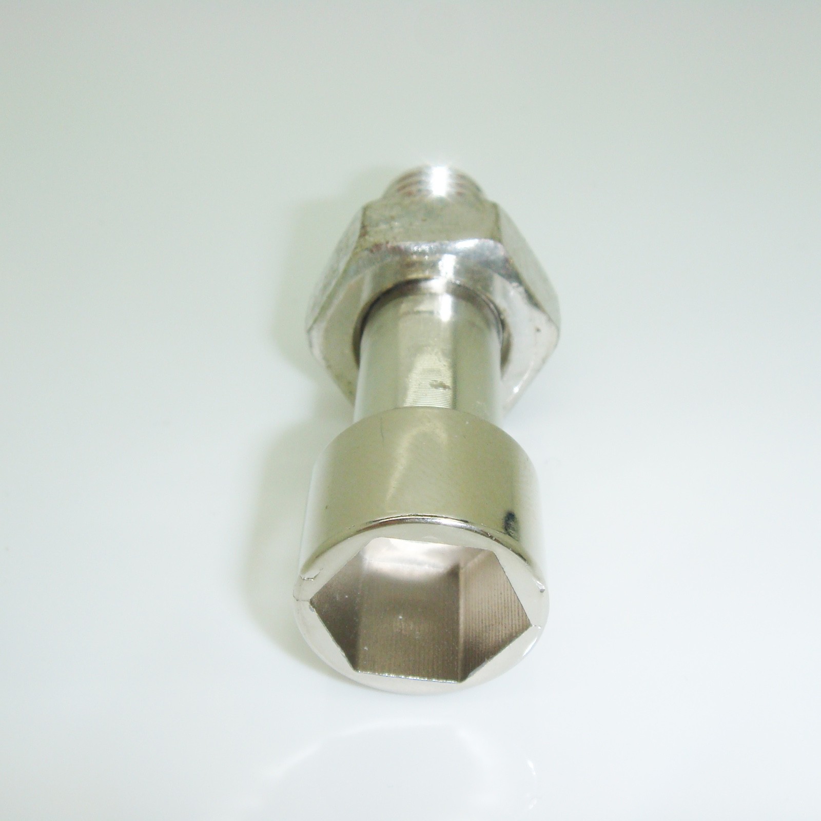 Secret Hidden Stash Safe Container Inside Large Nut Bolt Screw For Car ...