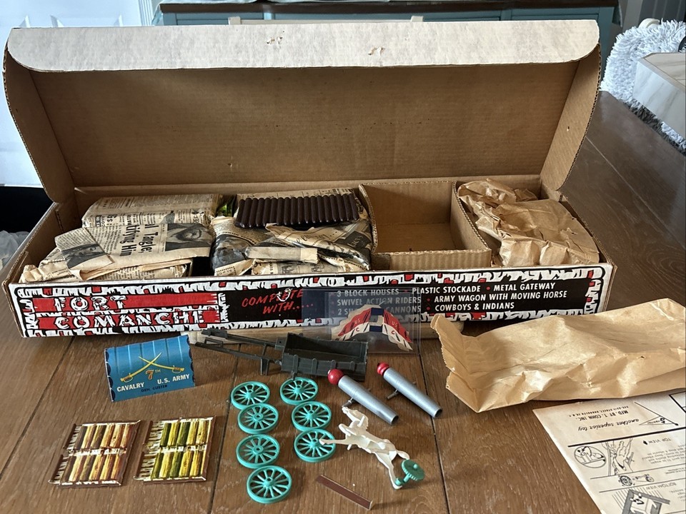Superior toy #747 “Fort Comanche” Play set mint in box,RARE!! C R | eBay