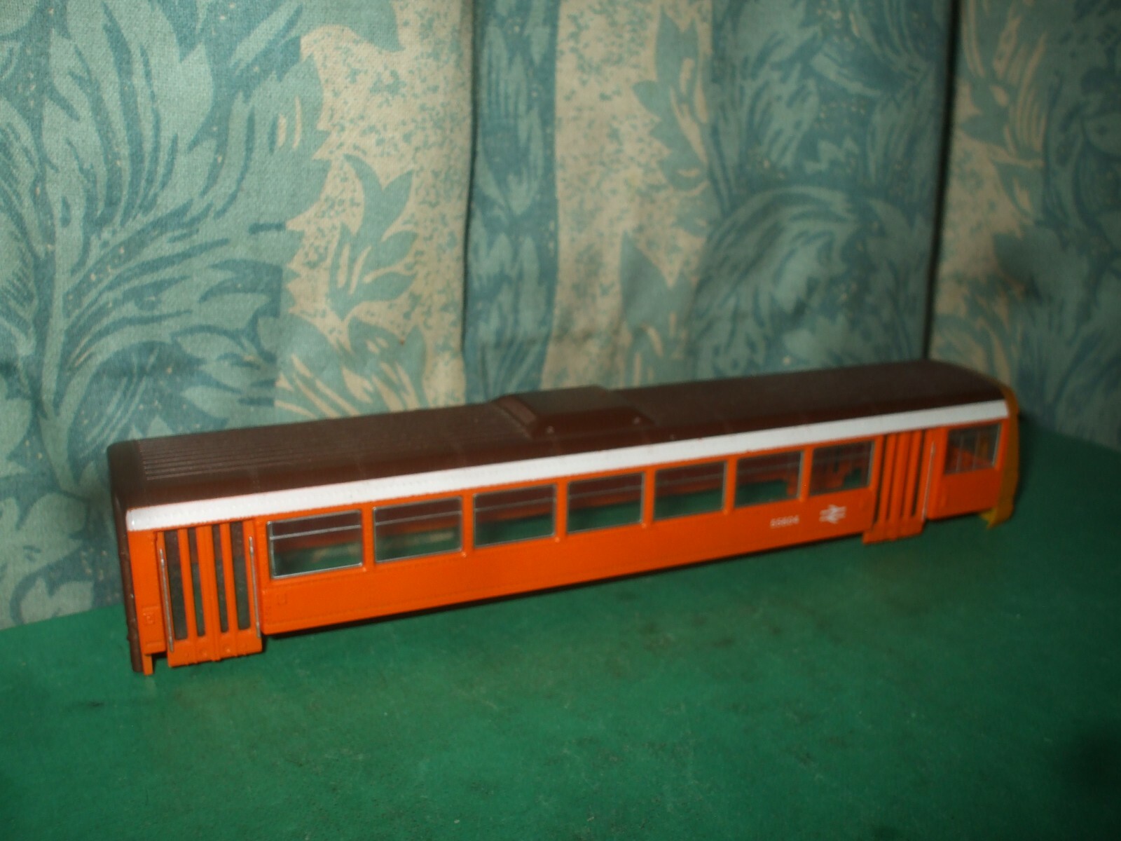 HORNBY CLASS 142 PACER RAILBUS DMU BODY ONLY - GMPTE ORANGE - No.2 ...